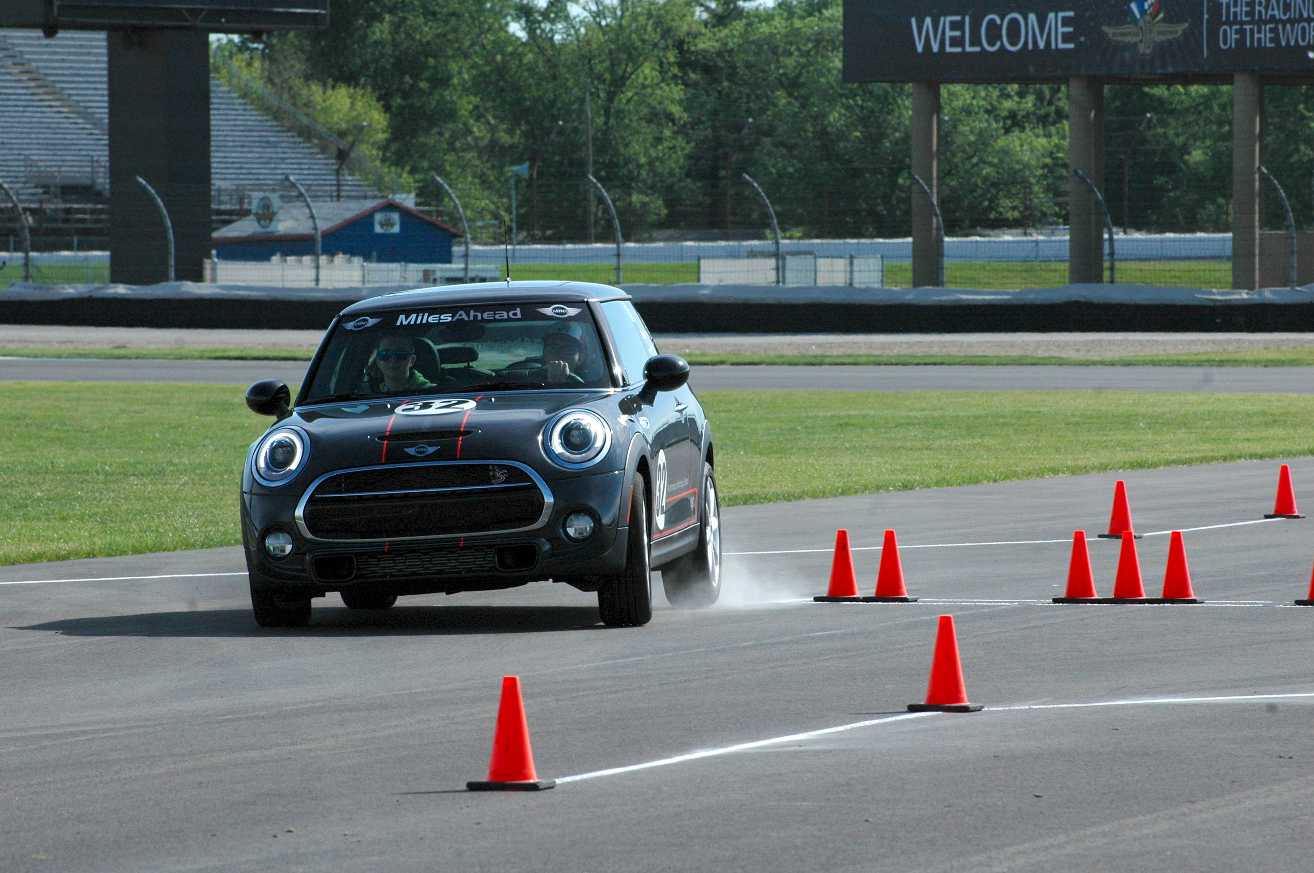MINI USA OFFERS SAFE MOTORING TIPS FOR SUMMER DRIVING SEASON
