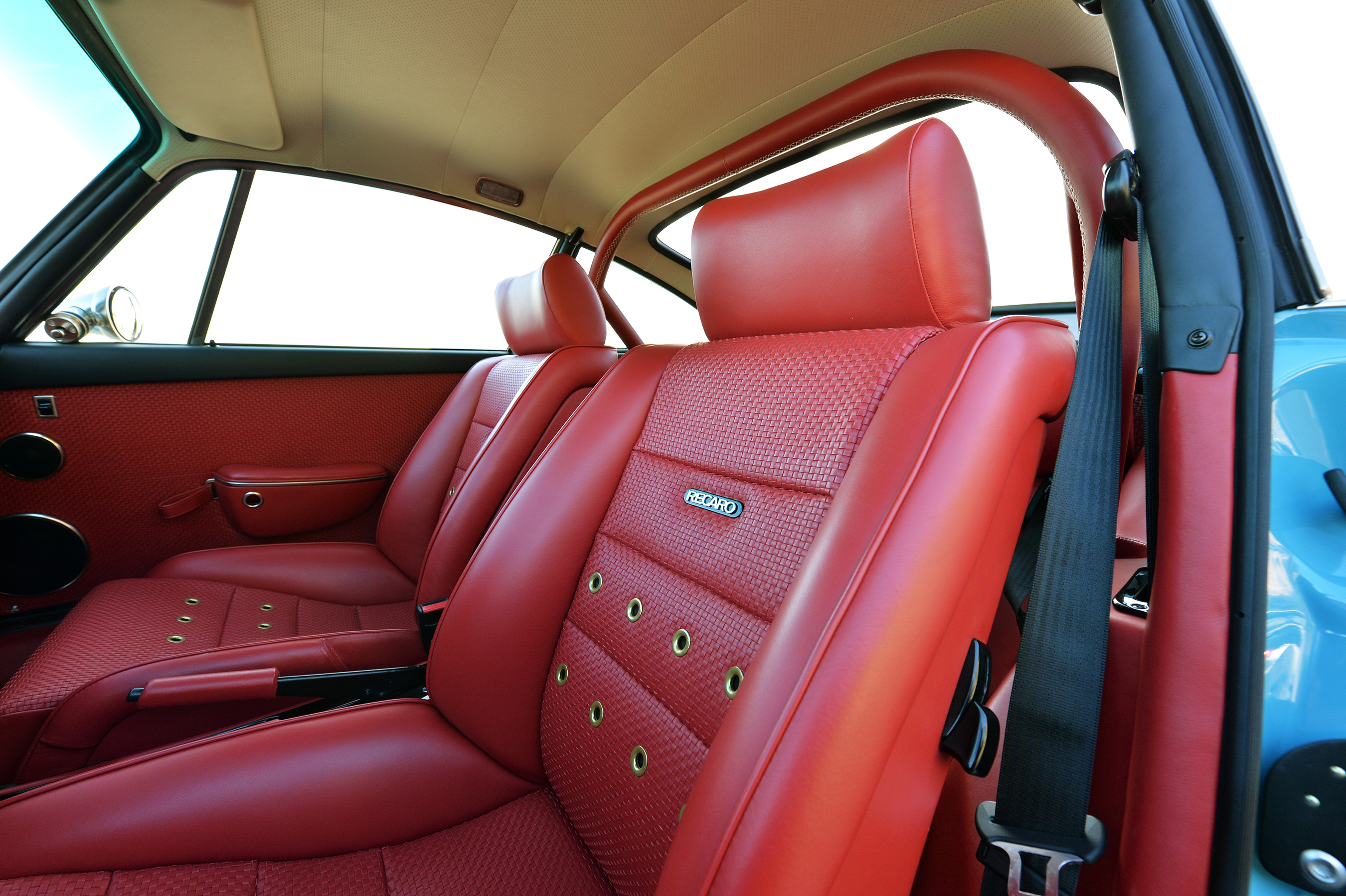 SINGER VEHICLE DESIGN GOES EXTREME DURING MONTEREY CAR WEEK – ALL-NEW ...