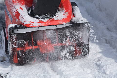 Briggs & Stratton® Reveals Breakthrough SnowShredder™ Serrated Auger On ...