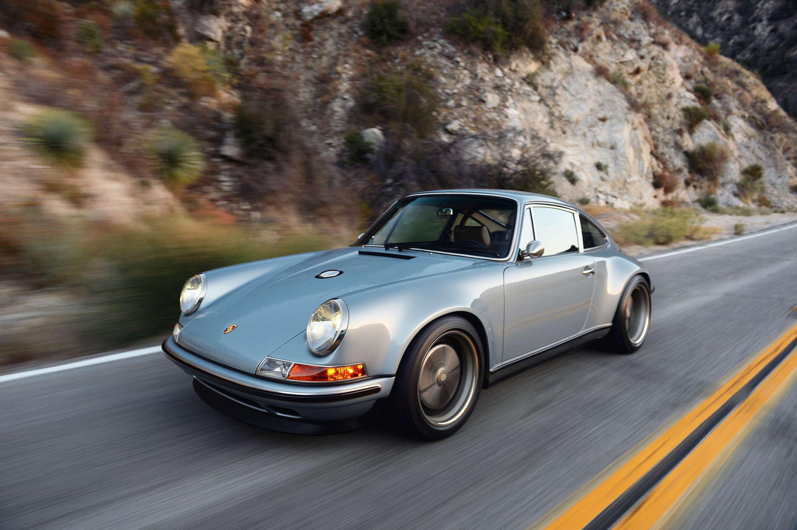 SINGER VEHICLE DESIGN SHOWS ITS WORK AT 2014 ‘CONNECTED CAR EXPO’ AND ...