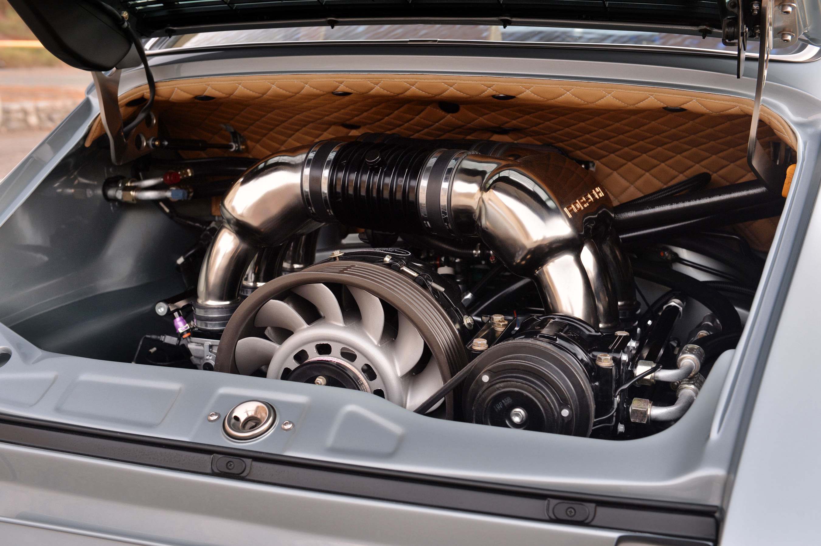 SINGER VEHICLE DESIGN SHOWS ITS WORK AT 2014 ‘CONNECTED CAR EXPO’ AND ...