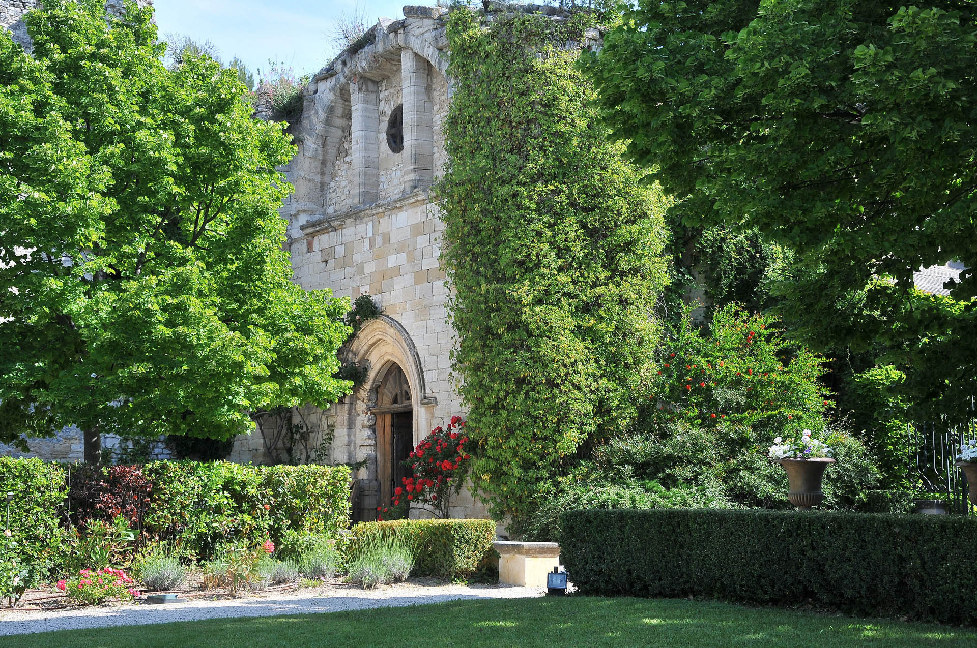 Chateau Grimaldi, an outstanding and unique rental place in Provence