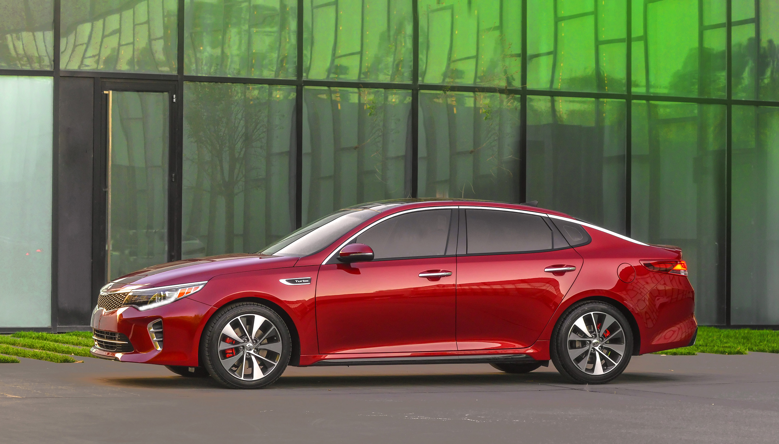 All-New 2016 Optima Midsize Sedan Makes Global Debut at the New York ...