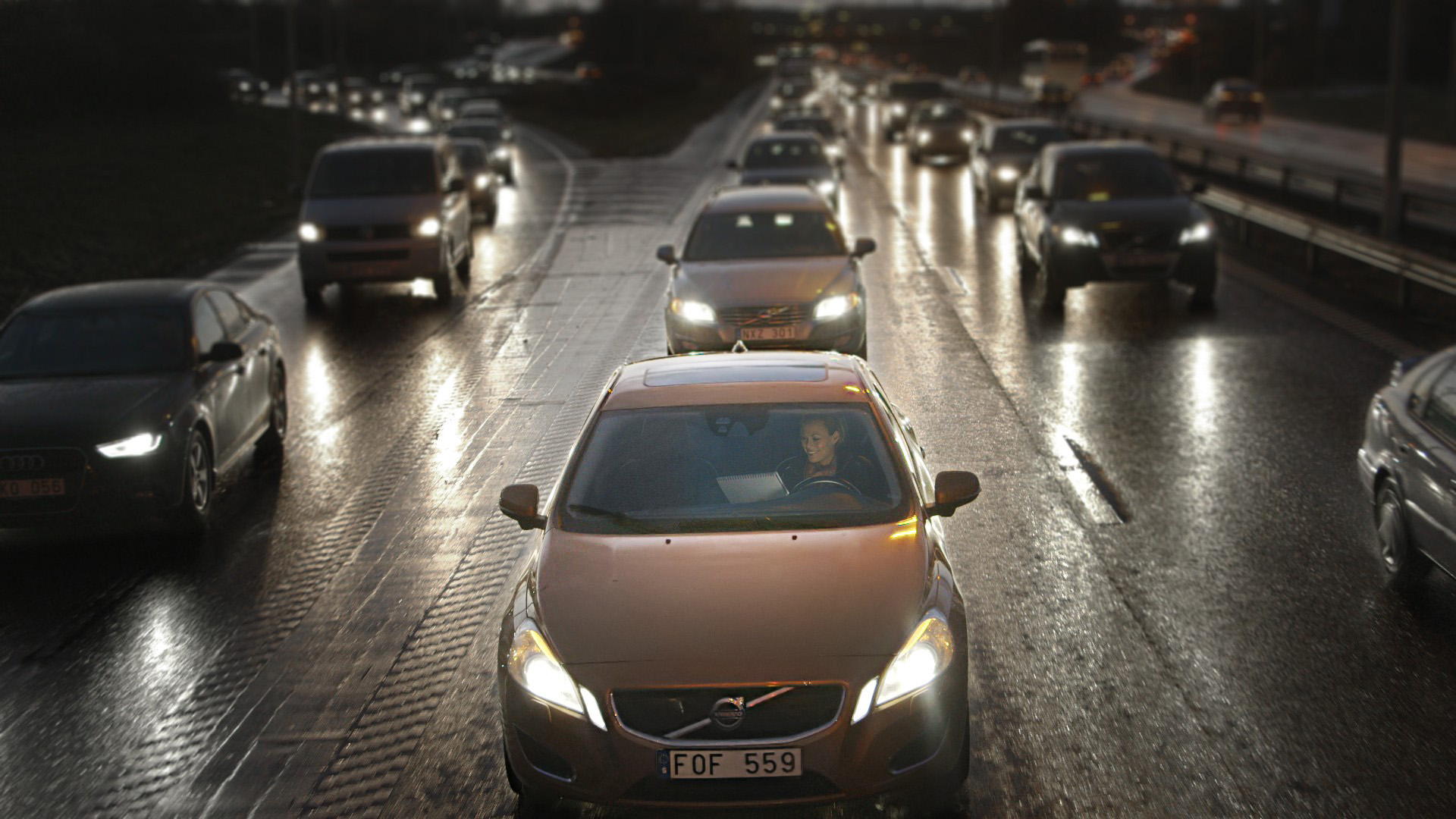 volvo cars presents the world’s first complete self-driving car system