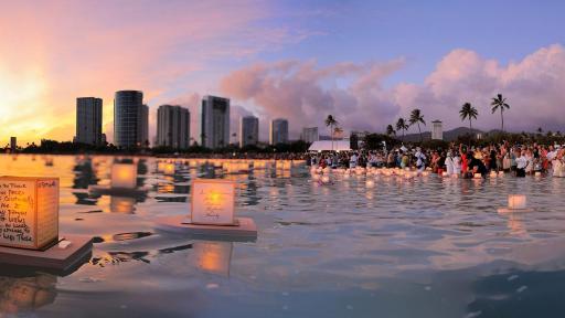 THE 17th ANNUAL LANTERN FLOATING HAWAII CEREMONY IS THE LARGEST MEMORIAL DAY OBSERVANCE IN THE U.S.