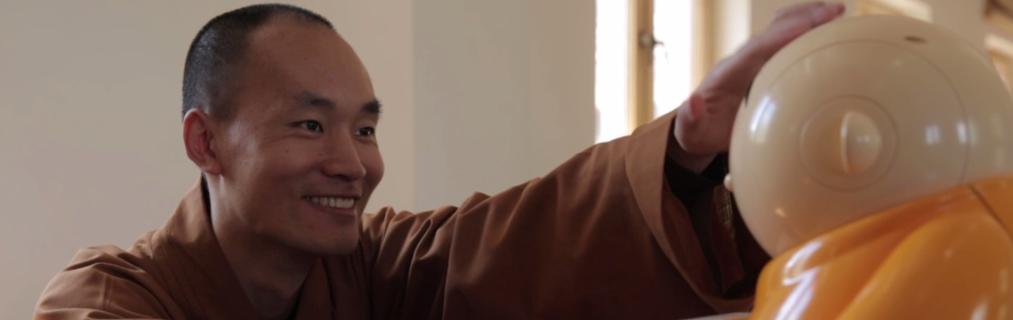 Unique China Story：Robot monk from high-tech Chinese temple takes ...