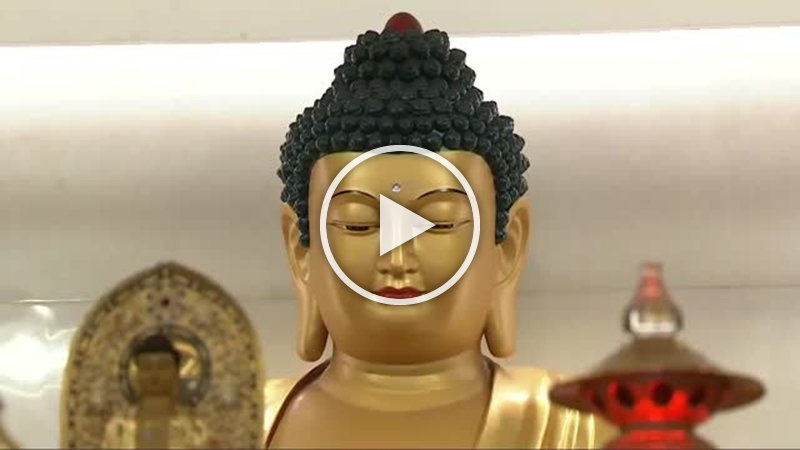 Unique China Story: Robot monk from high-tech Chinese temple takes ...