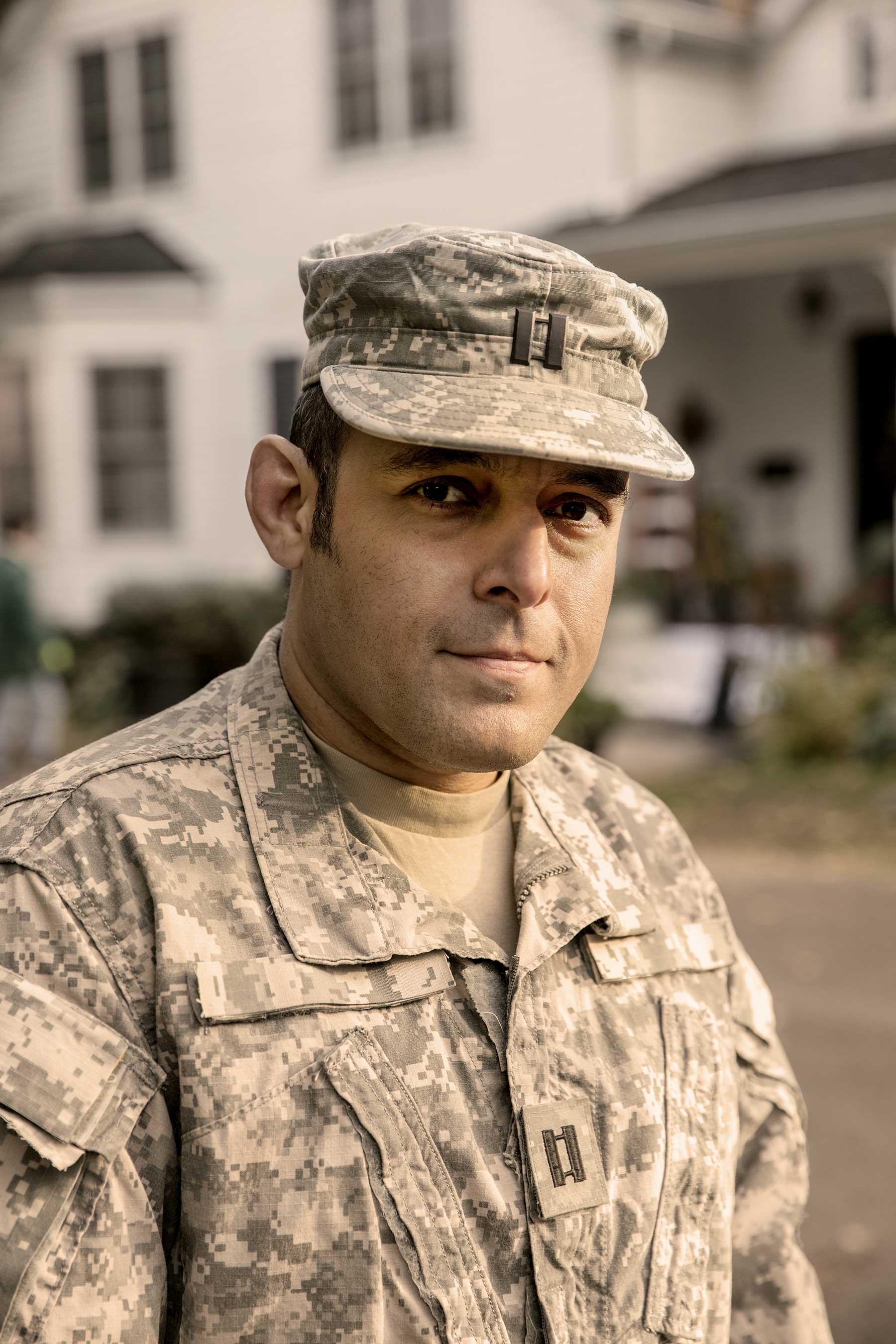 Live Generously And Life Will Treat You Royally