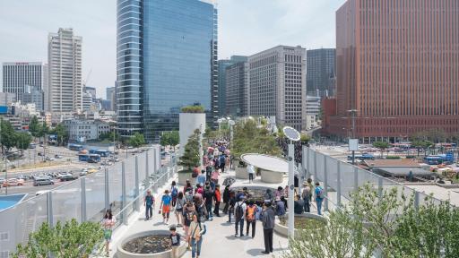 New pedestrian road Seoullo 7017 in a walkable city