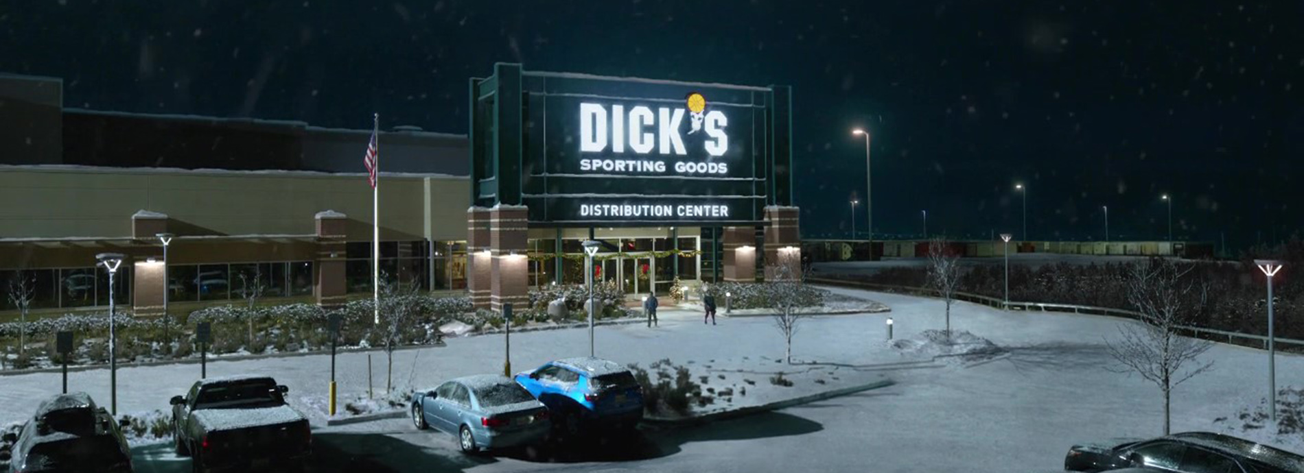 DICK’S Sporting Goods Kicks Off Holiday Season On November 18 With ...