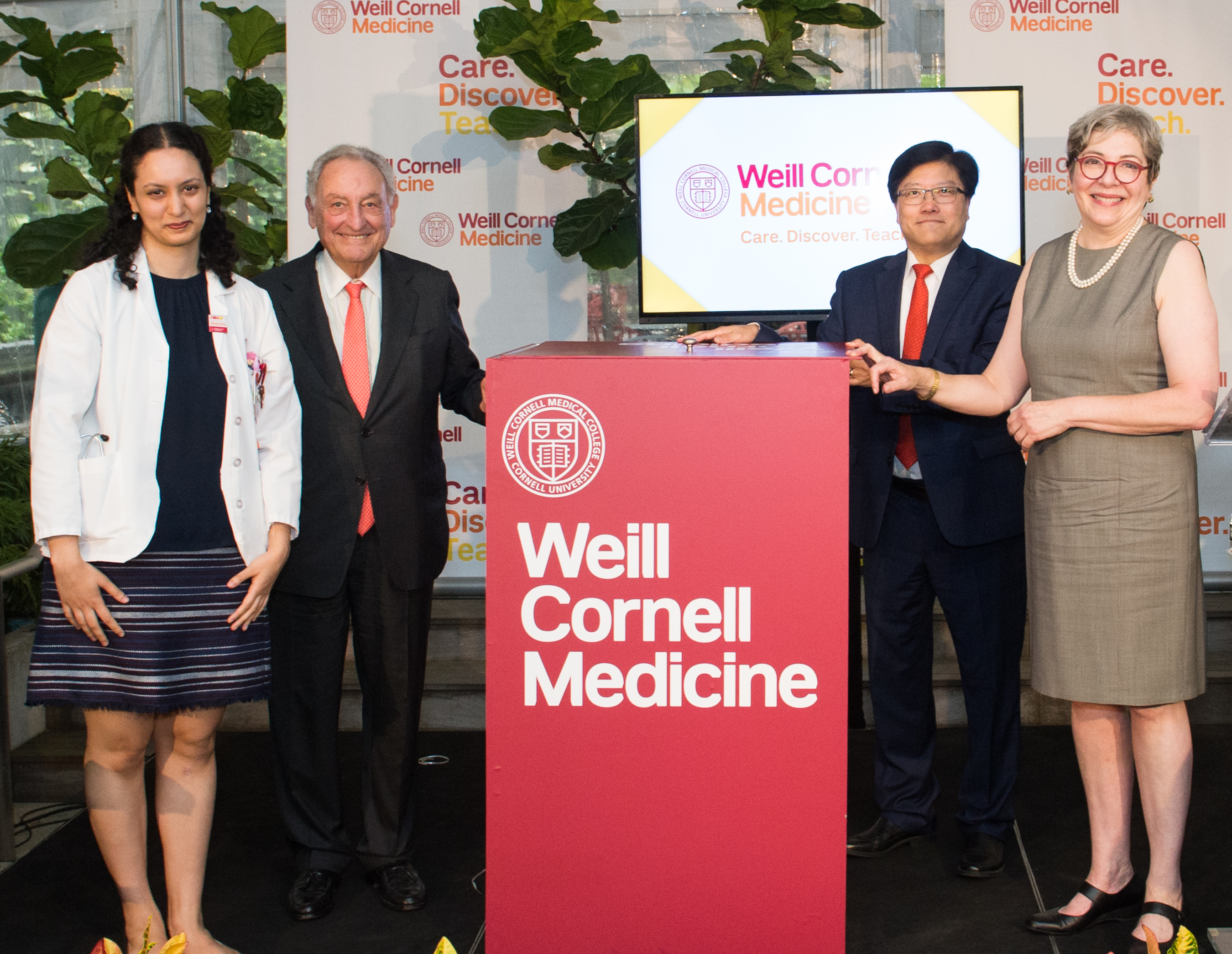 Weill Cornell Medicine Eliminates Medical Education Debt