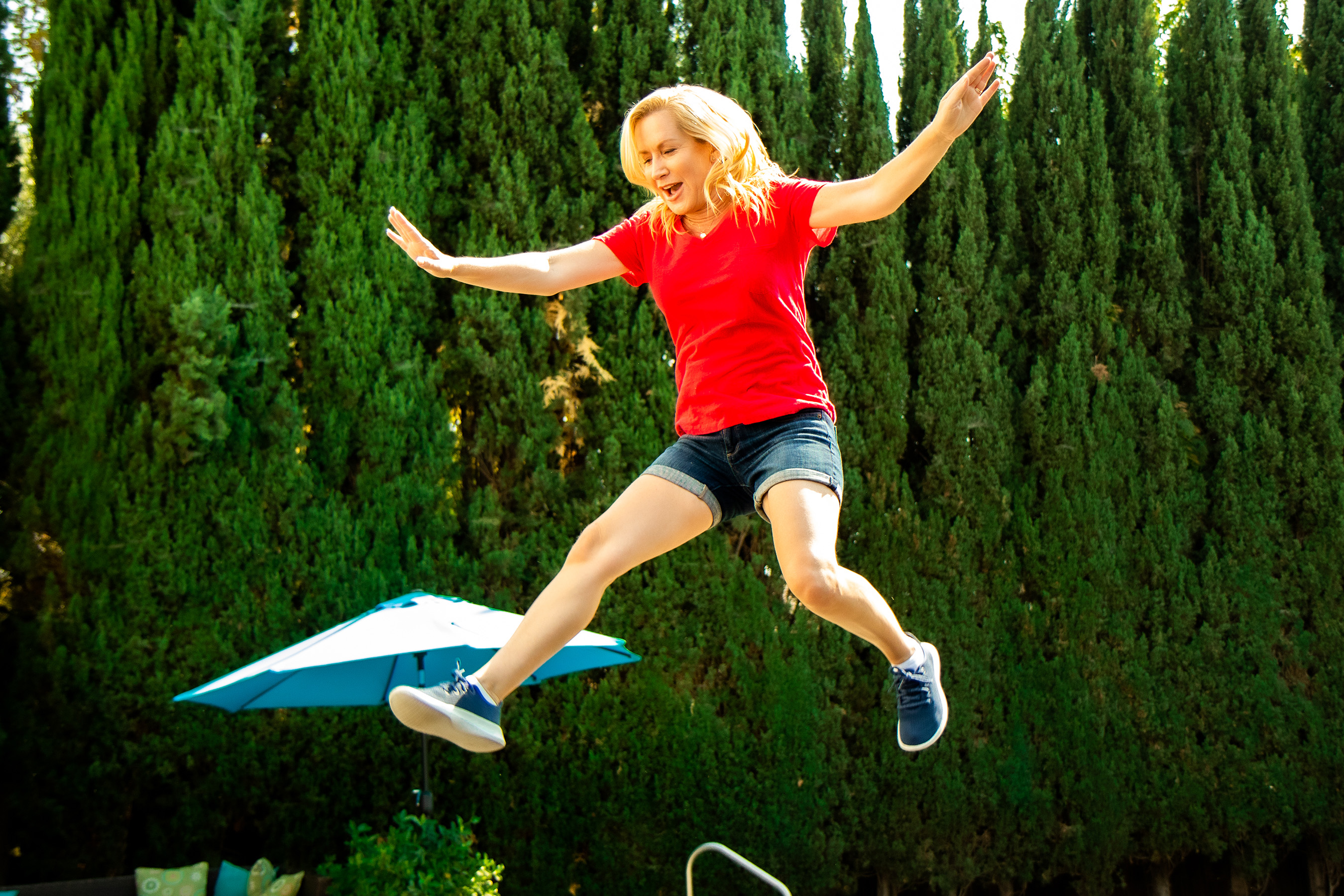 Advil Taps Leading Lady and Super Mom Angela Kinsey for the Launch of ...