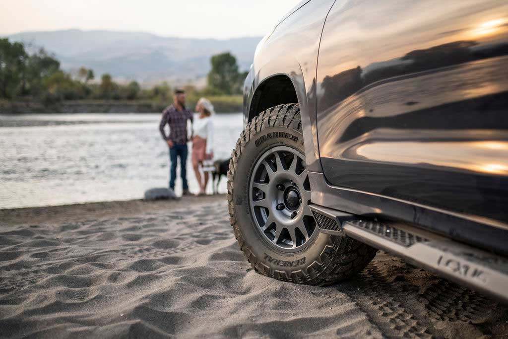 Lexus J201 Concept: Crafted For The Most Salient Retreats