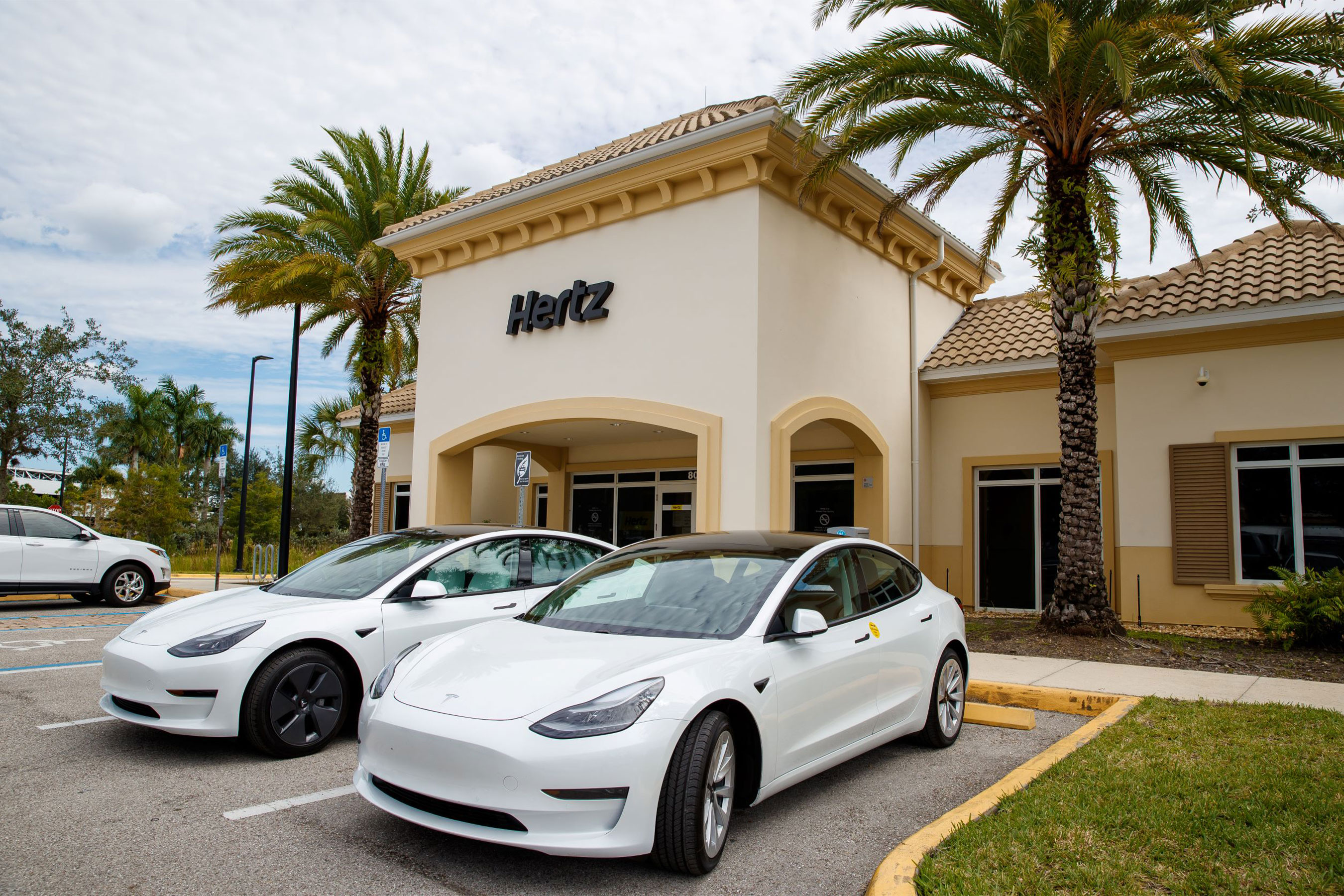 Hertz Invests In Largest Electric Vehicle Rental Fleet And Partners Hertz Invests In Largest Electric Vehicle Rental Fleet And Partners