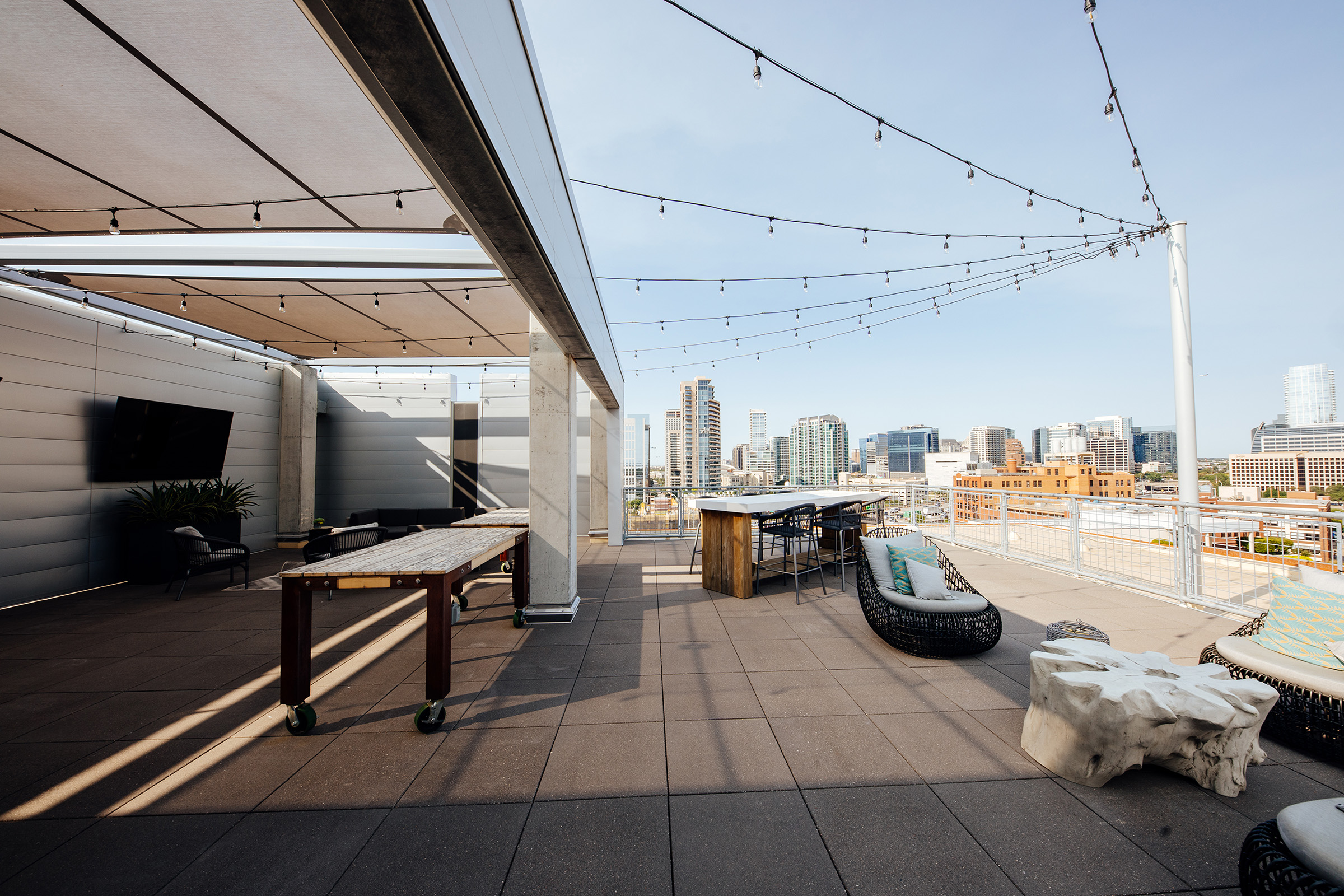 HARWOOD INTERNATIONAL ANNOUNCES ACQUISITION OF THE LUMINARY