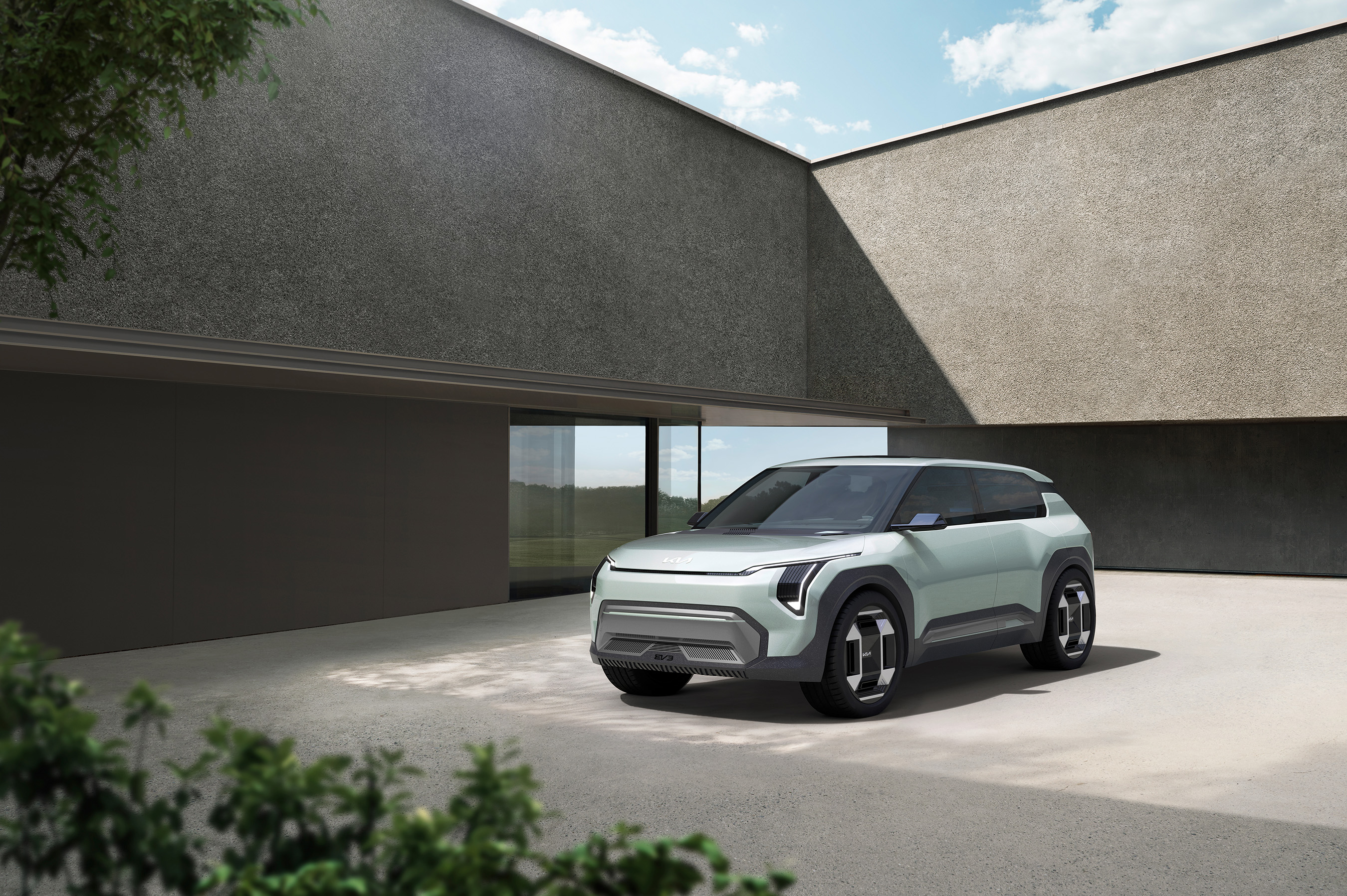 ACCELERATING THE ART OF ELECTRIC MOBILITY: KIA INTRODUCES ALL-ELECTRIC ...