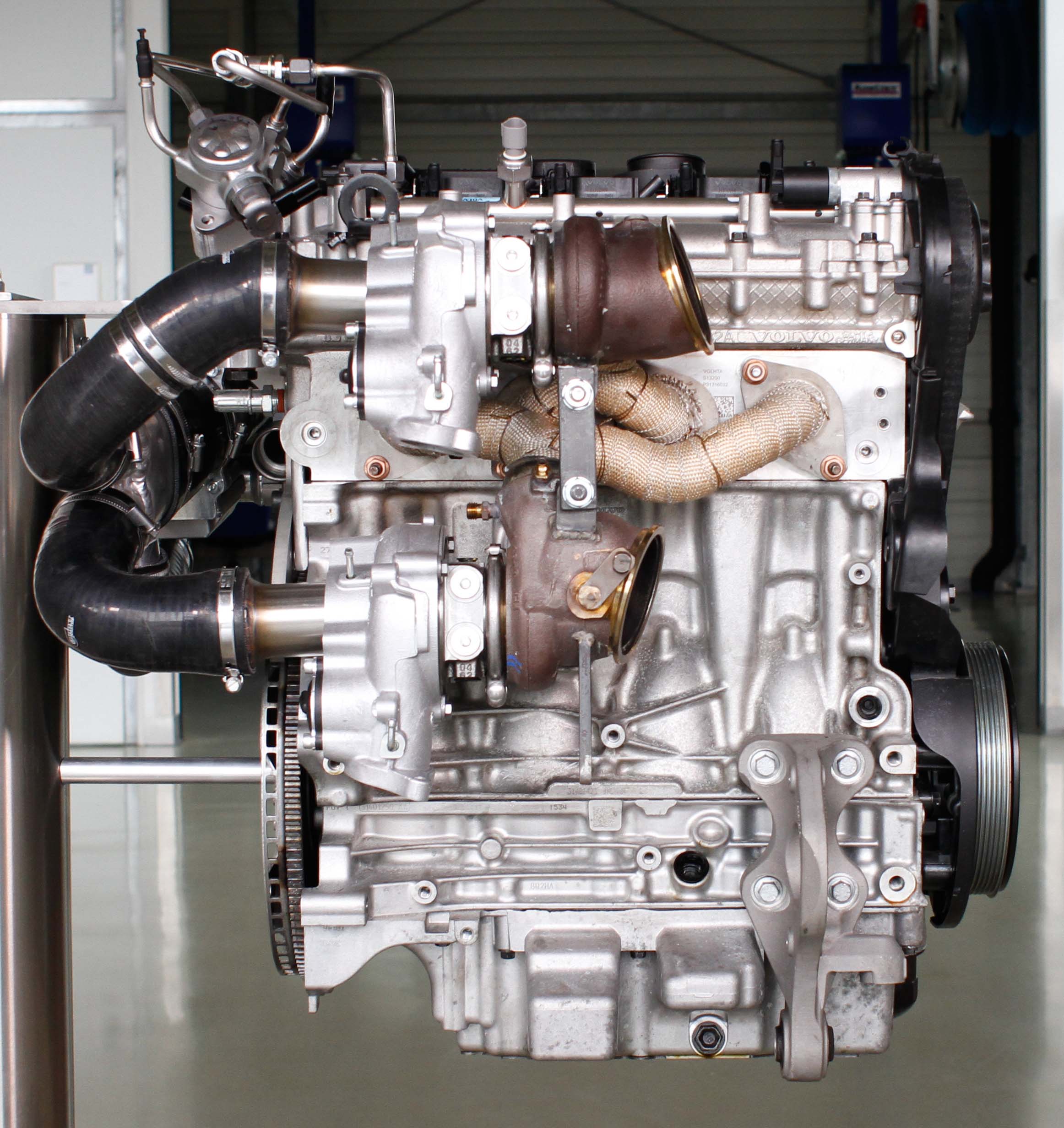 Volvo Cars reveals 450 horsepower High Performance Drive-E Powertrain ...